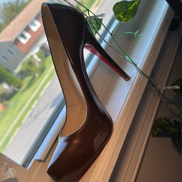 Christian Louboutin | Shoes | Red Bottom Heels | Poshmark